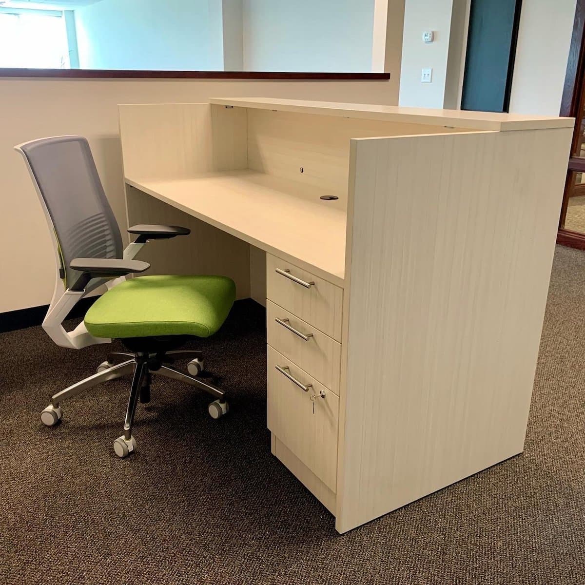 Vi-Leon | Office Gallery International | Office Gallery International